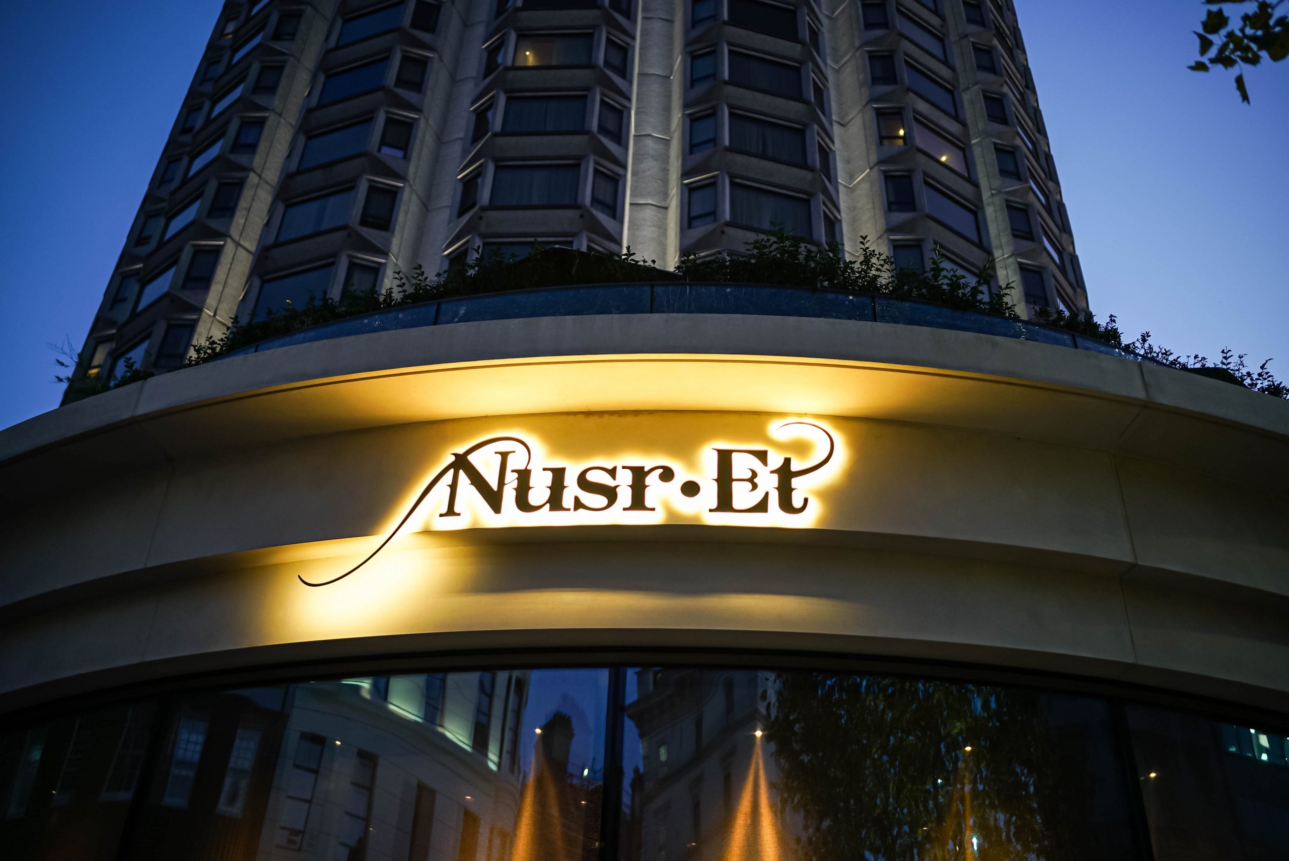 Nusr-et lezzetleri şimdi Londra’da - Pause Dergi